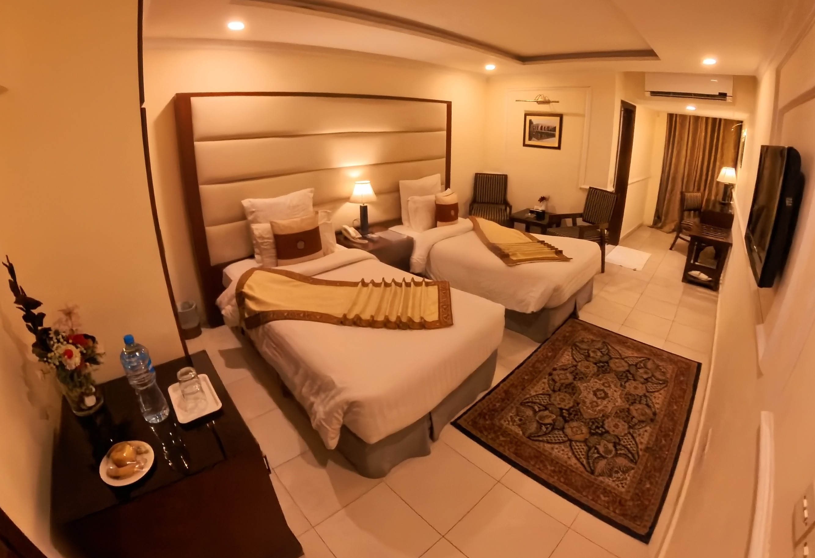 Heaven Hotel